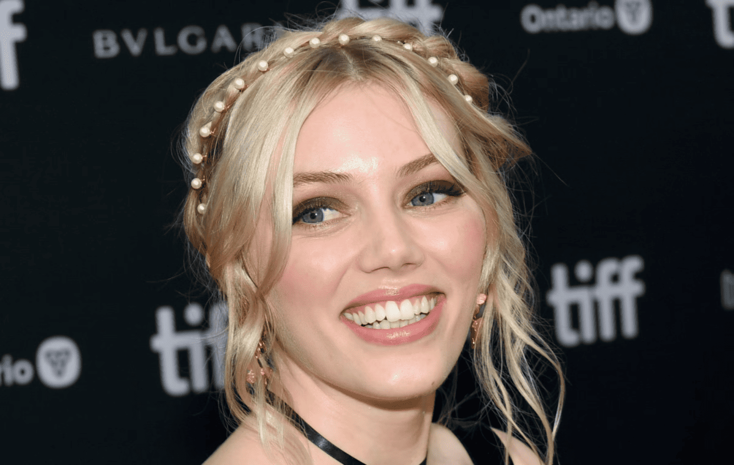 Top 100+ Beautiful Girl Names With Meaning 2023